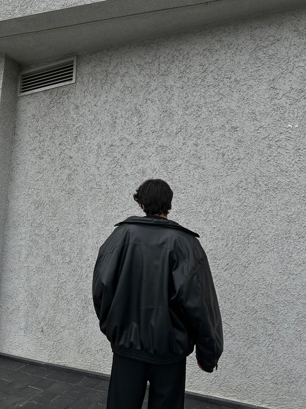 Siyah Oversize Bomber Deri Ceket – ATE STUDIOS